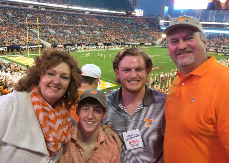 Kelly Headden (1988) | UT Knoxville Alumni